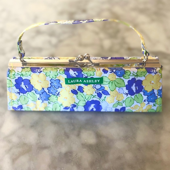 Laura Ashley | Bags | Vtg Laura Ashley Floral Tiny Structured Bag ...